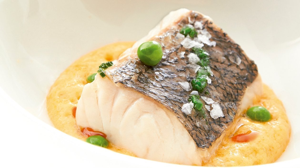 Versión de merluza a la gallega con marisco - Receta - UFS